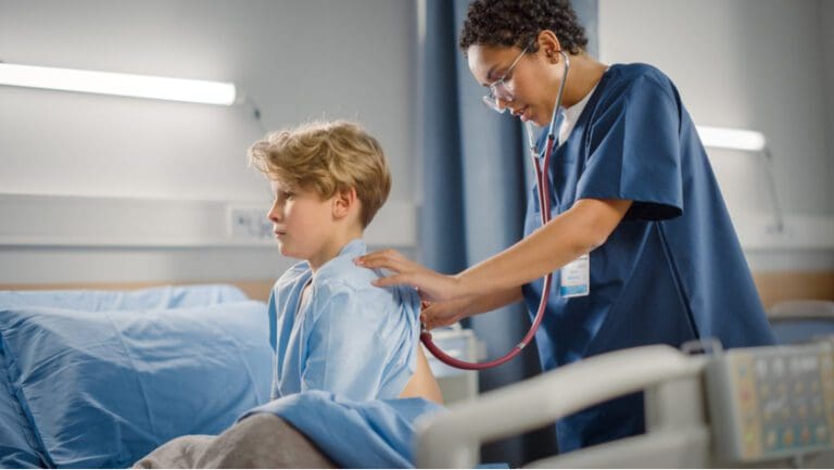 Licensed Practical Nurse | Salary & Job Description | EveryNurse.org